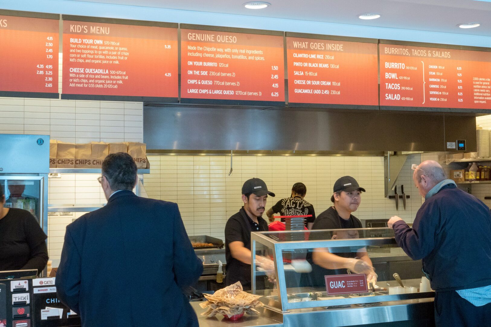 16 Ways to Eat Better on the Road
