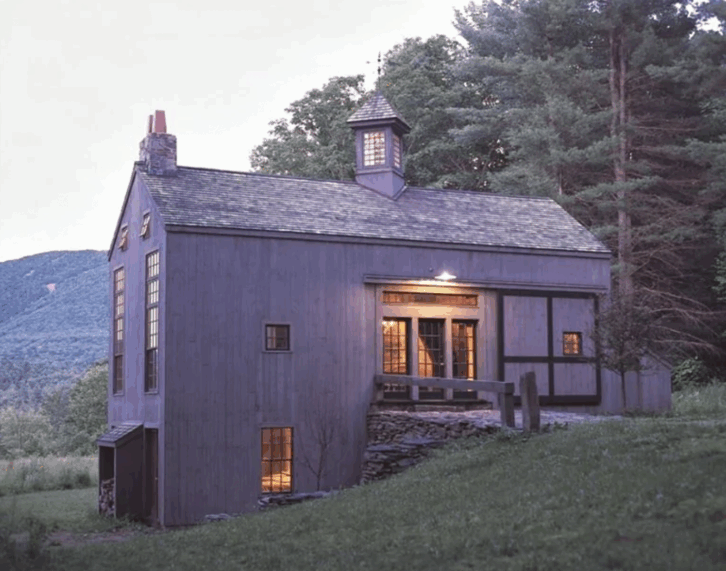 21 Beautiful Barns and Farmhouses You Can Rent on Airbnb and Vrbo