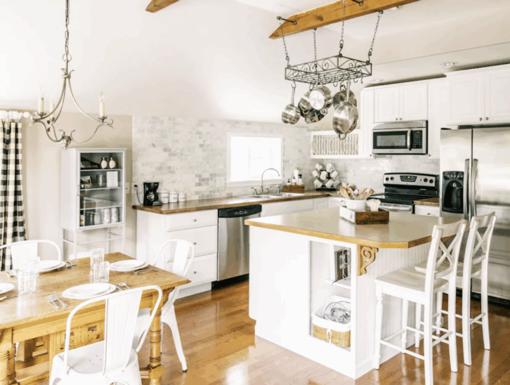 21 Beautiful Barns and Farmhouses You Can Rent on Airbnb and Vrbo