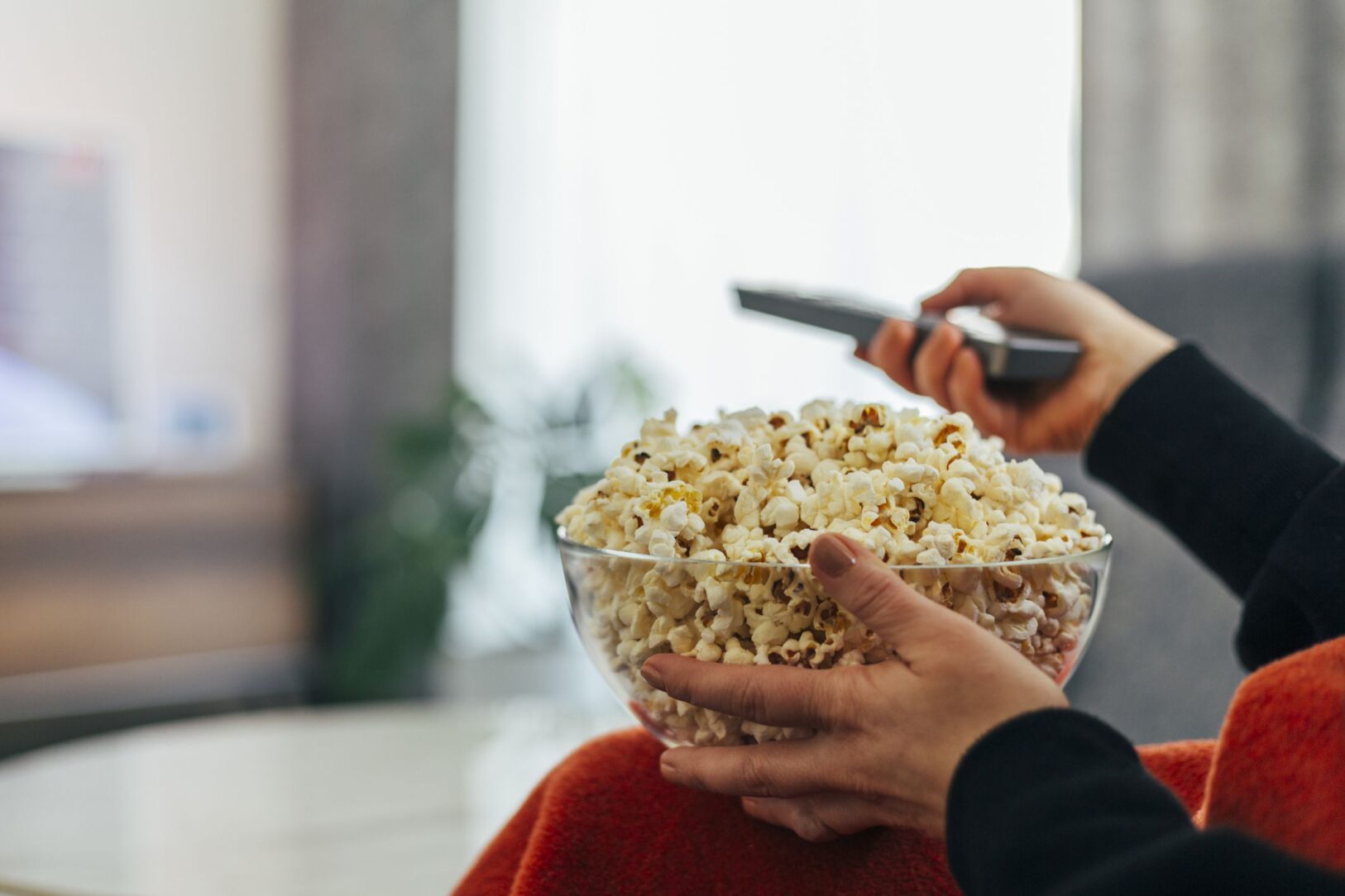 11 Foods That Often Smell Much Better Than They Taste