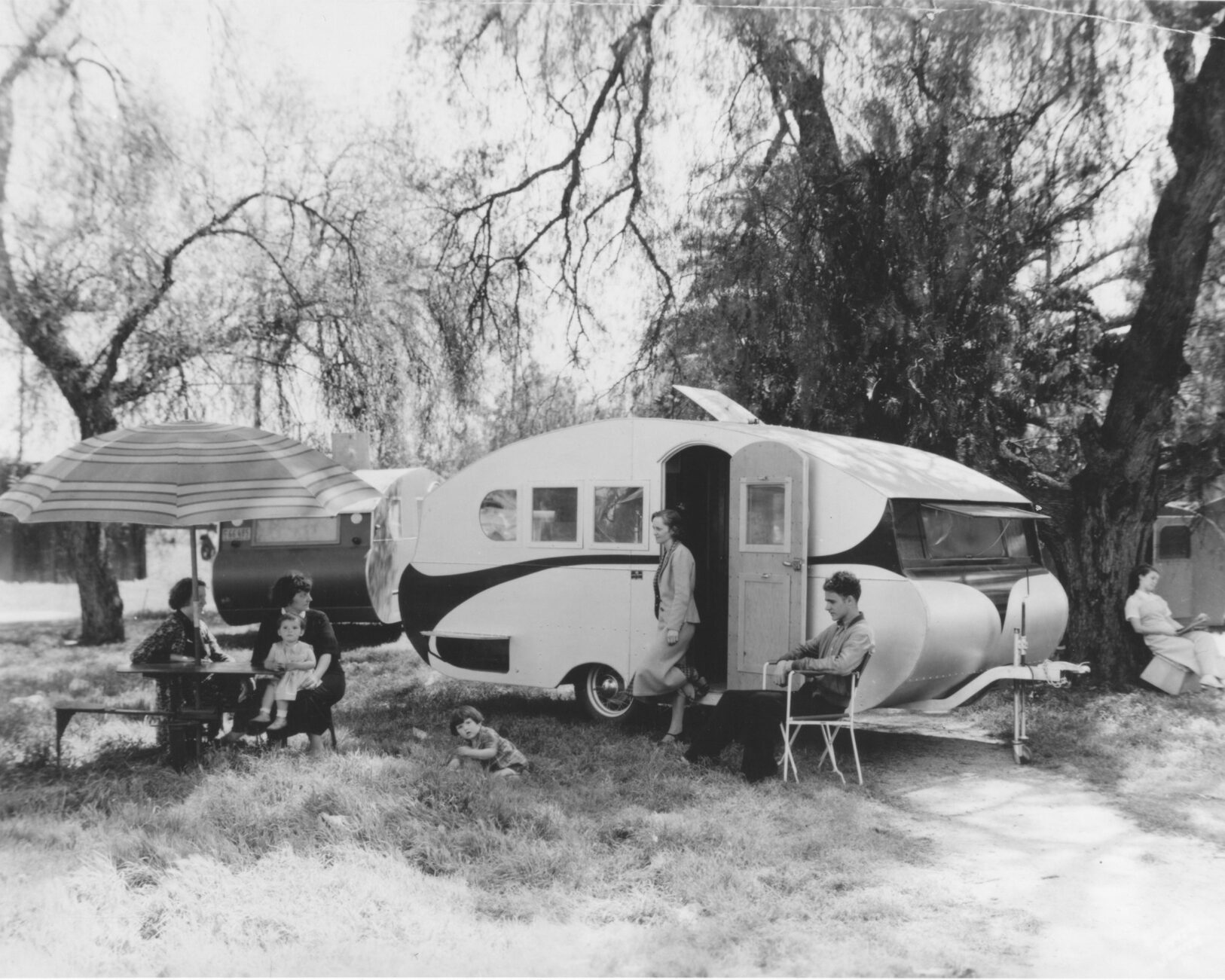 14 Airstream Trailers As Beautiful as They Are Historic