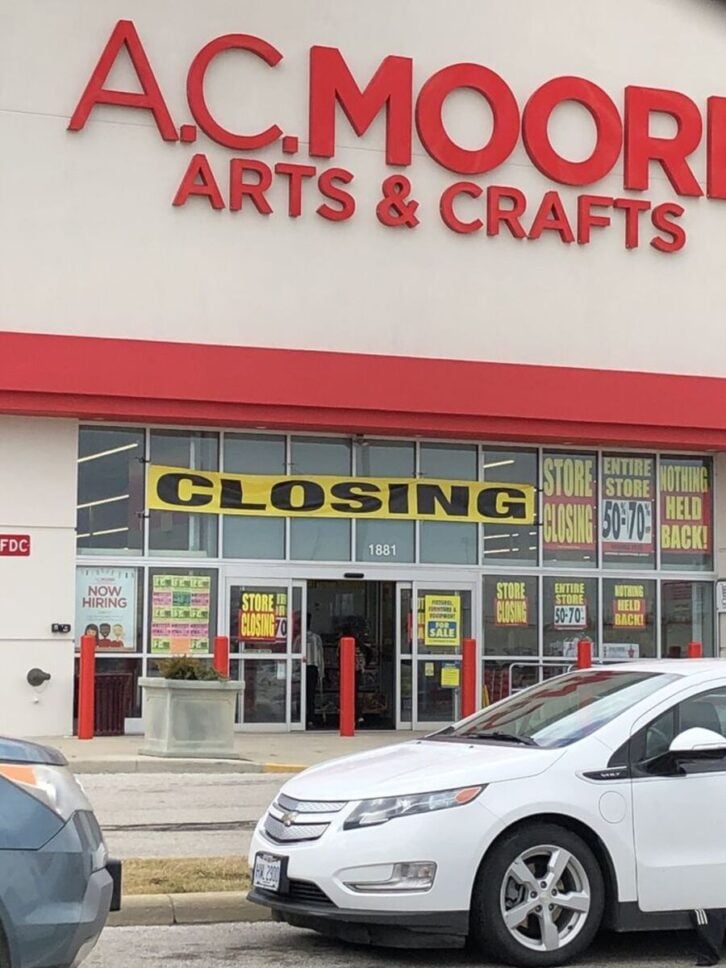 Beloved Stores That Disappeared in The Last 30 Years