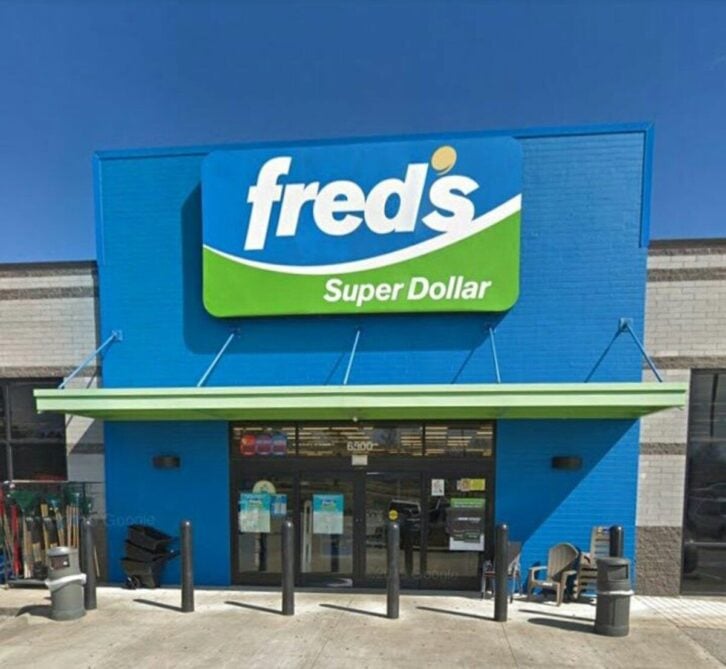 Beloved Stores That Disappeared in The Last 30 Years