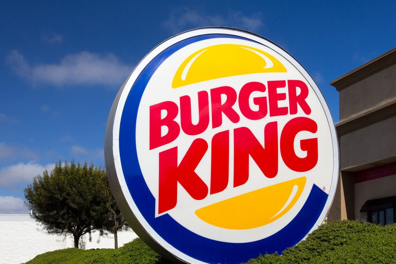 Free Fast Food Deals | How To Get Freebies at McDonald's, Taco Bell & More