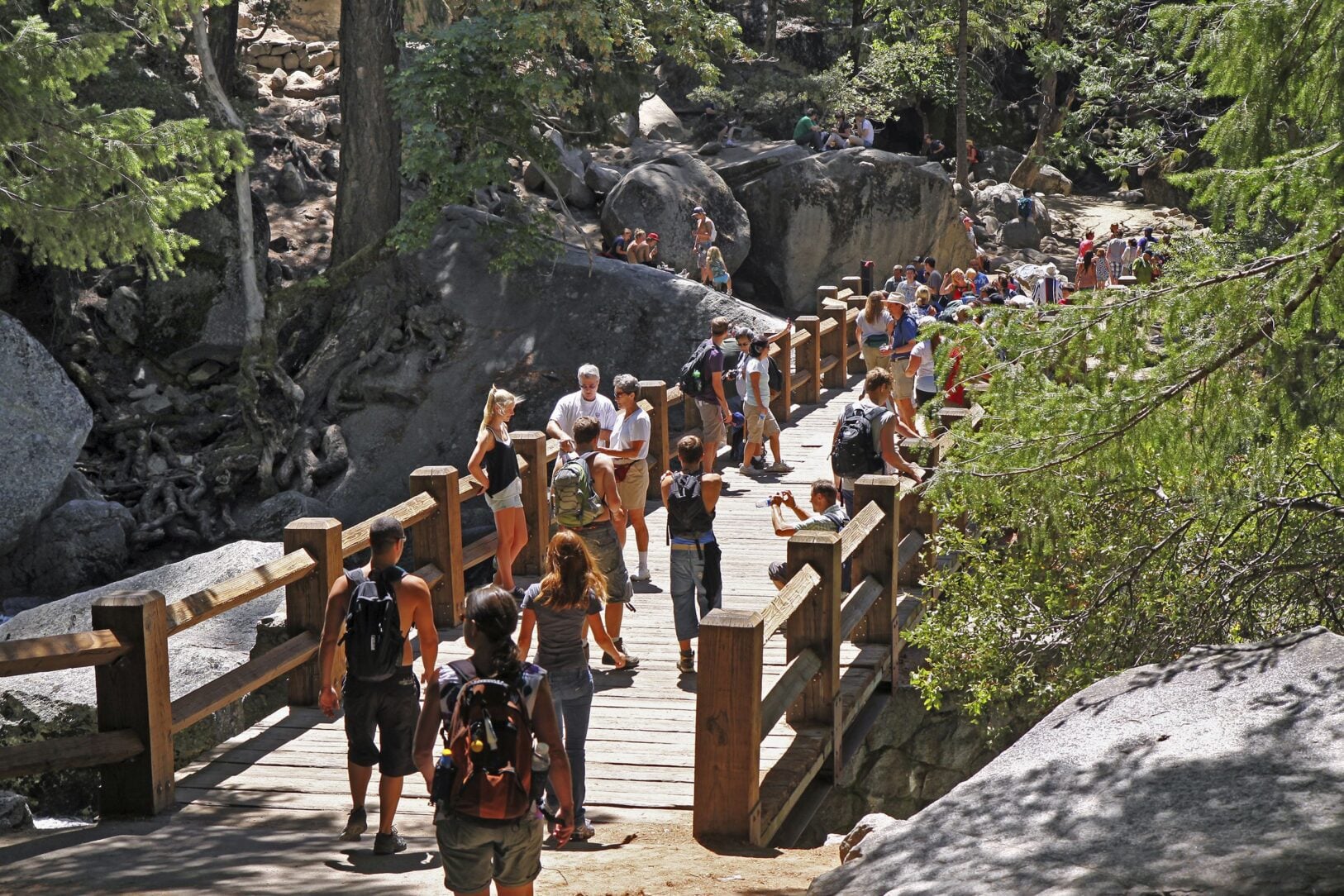 Overcrowded Tourist Destinations and Where to Go Instead
