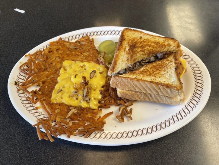 These 11 Popular Chains Offer Fast-Food Breakfast All Day