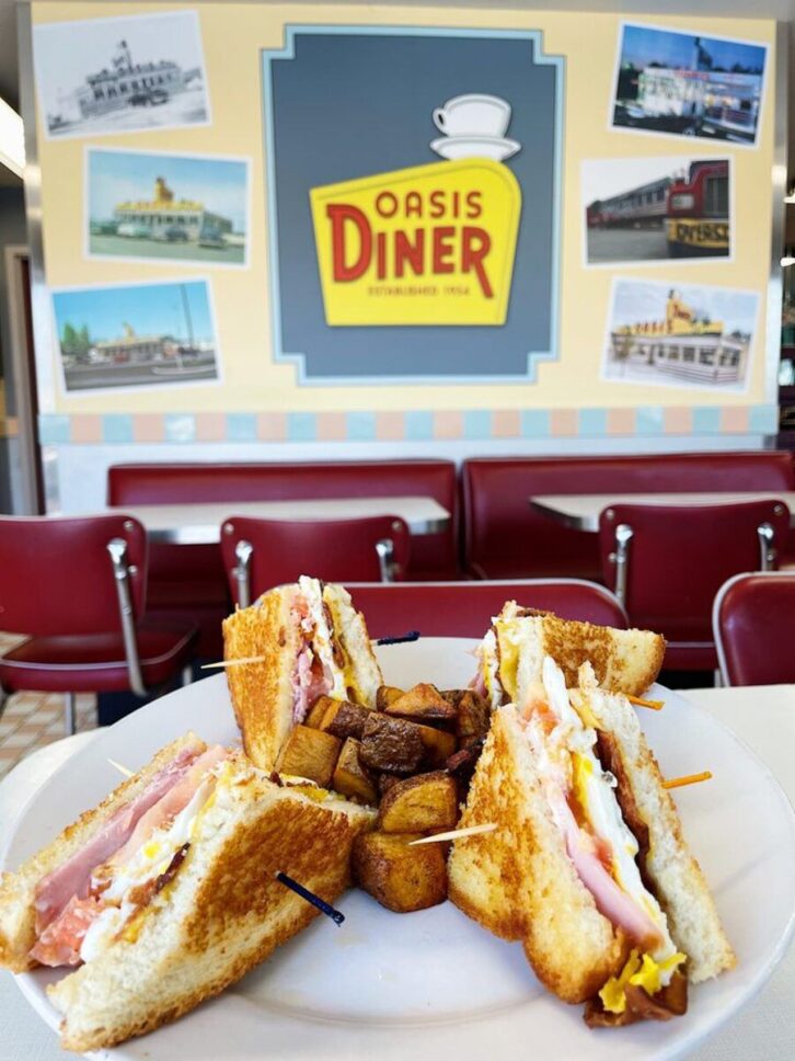 12 Old-School Diners in America That Feel Like the ’50s