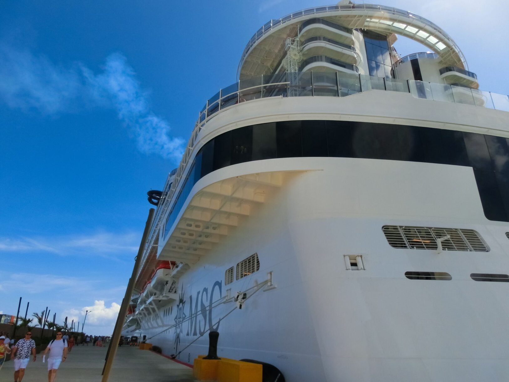 Cruise Employees Share What It's ACTUALLY Like To Work on a Cruise Ship