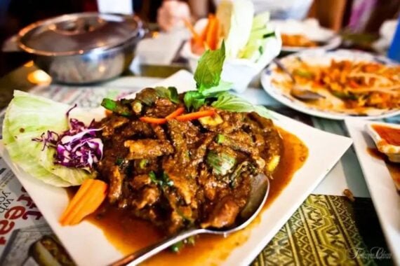 16 Spicy Food Challenges Across the U.S. for Heat Lovers