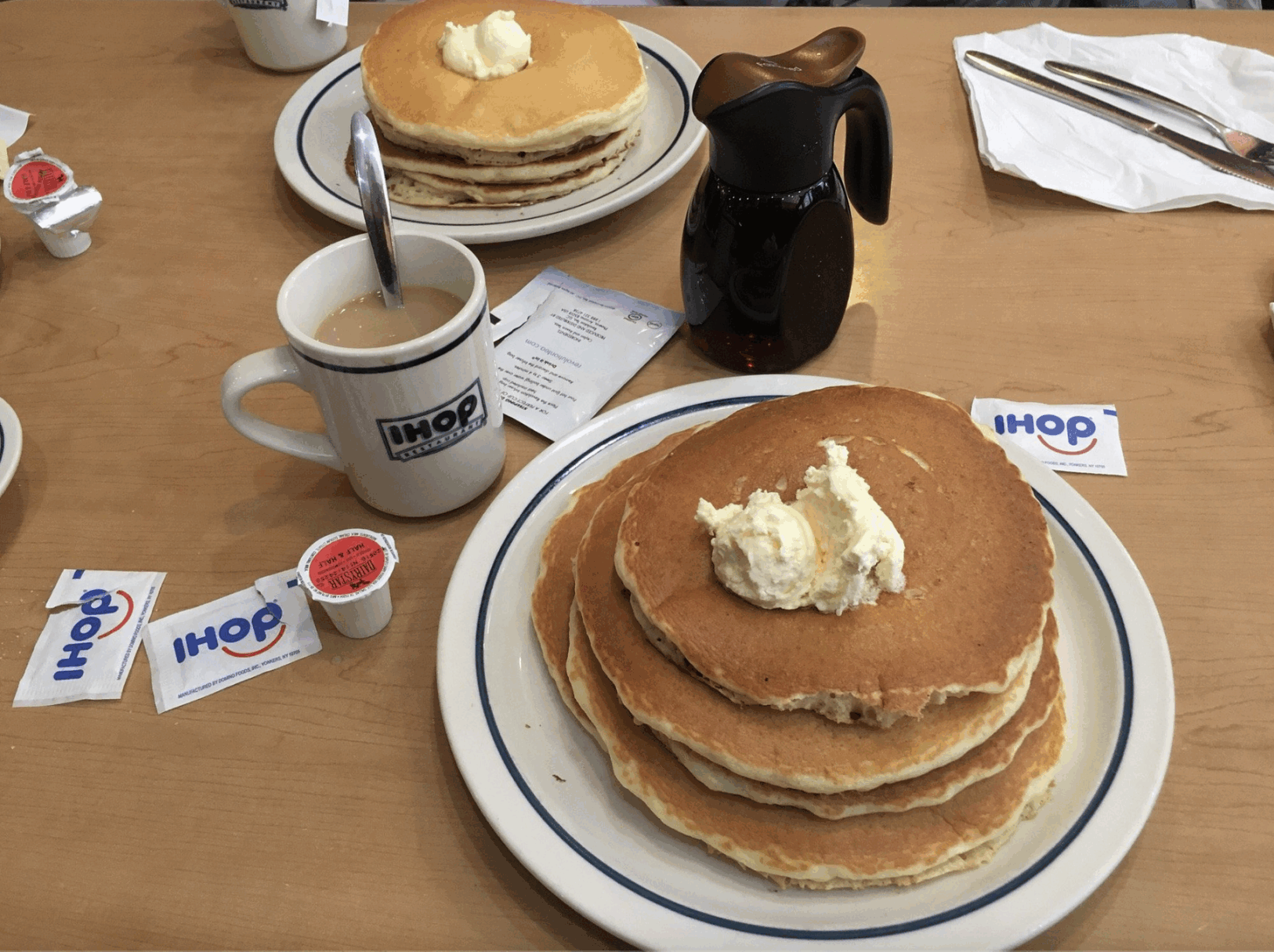 These 11 Popular Chains Offer Fast-Food Breakfast All Day