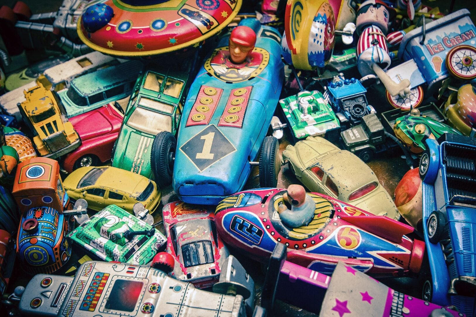 17 Best Things to Buy at Thrift Stores
