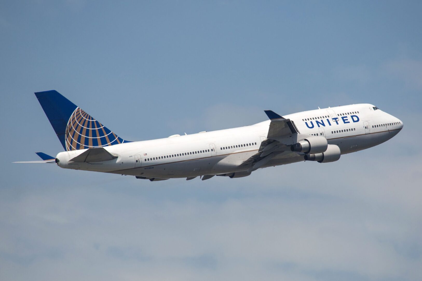 11 Most Popular Airlines, Ranked by Customers - Cheapism