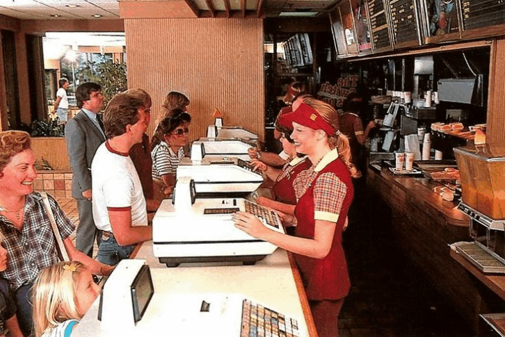 17 Photos of 1980s Fast-Food Restaurants