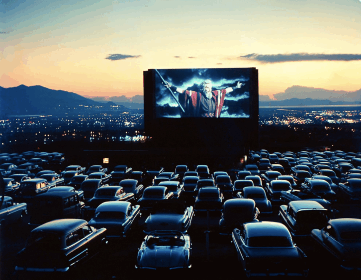 20 Vintage Photos of Classic Drive-In Movie Theaters Across America