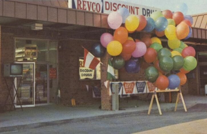 10 Classic Retail Stores Popular in the 1970s
