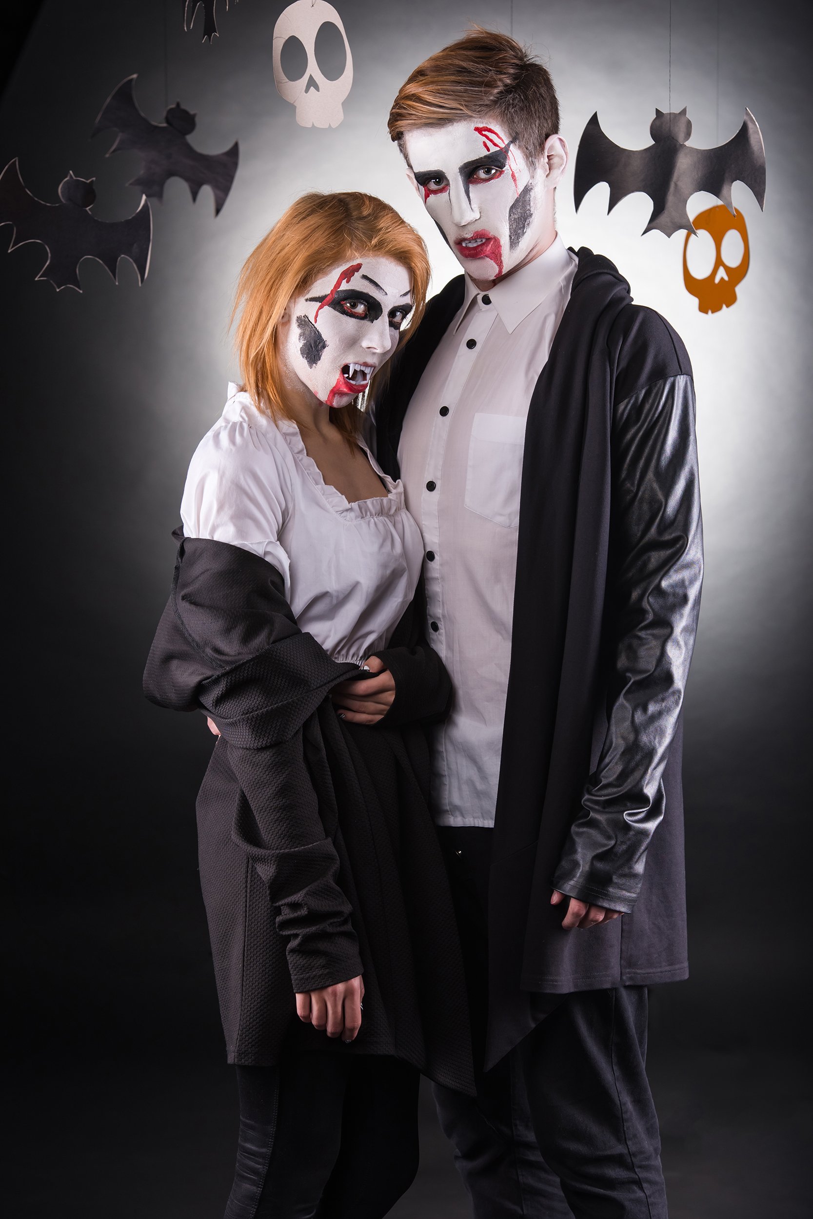 20 Easy and Cheap Halloween Costumes for Couples
