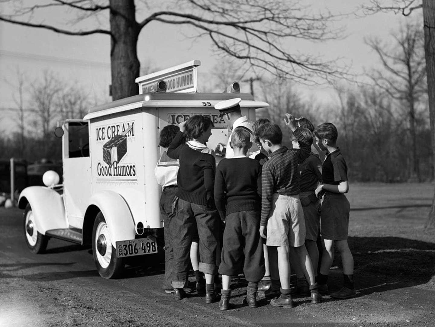 The History of Food Trucks in America, From Chuck Wagons to Wienermobiles