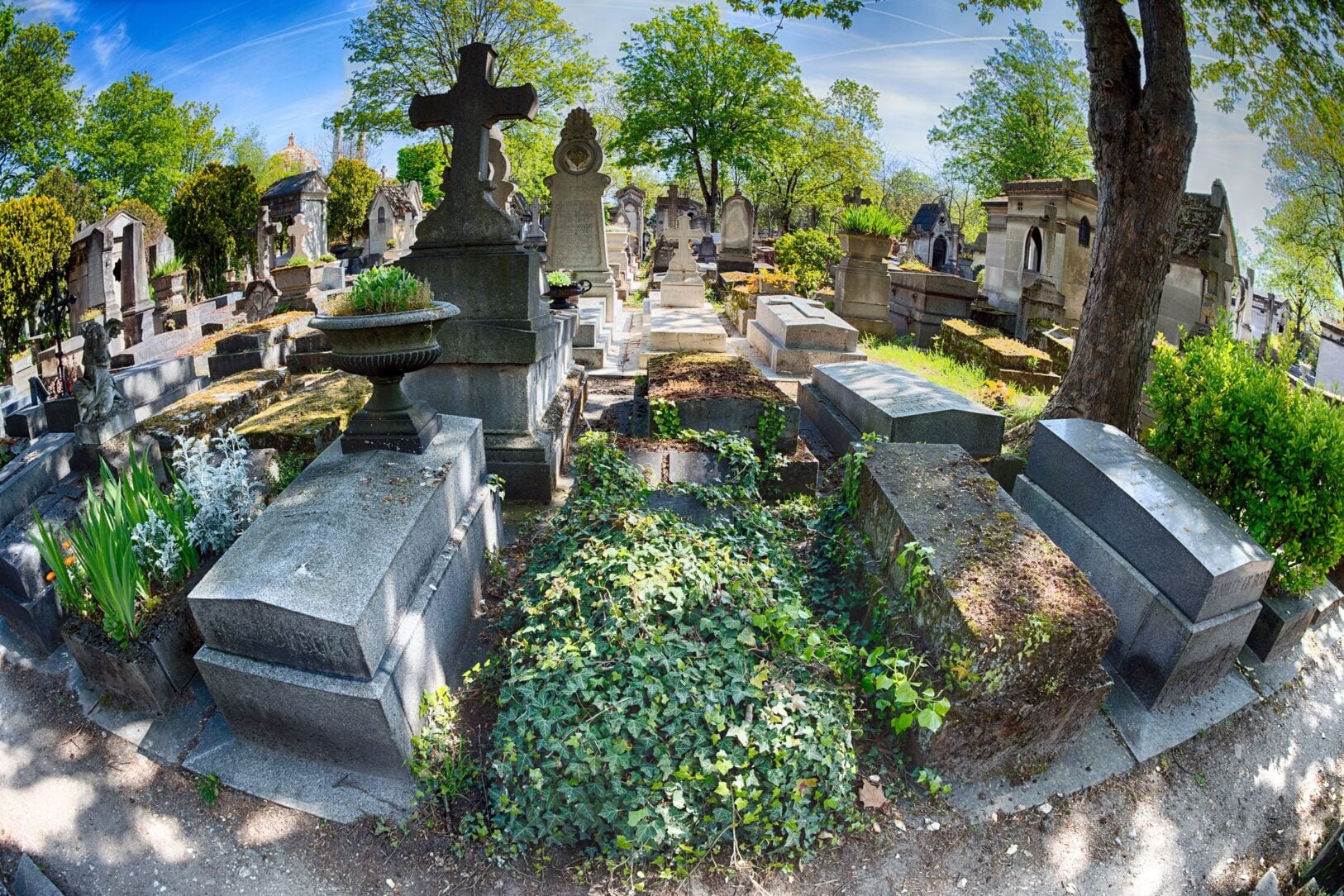 50 Famous Graves and Cemeteries Around the World
