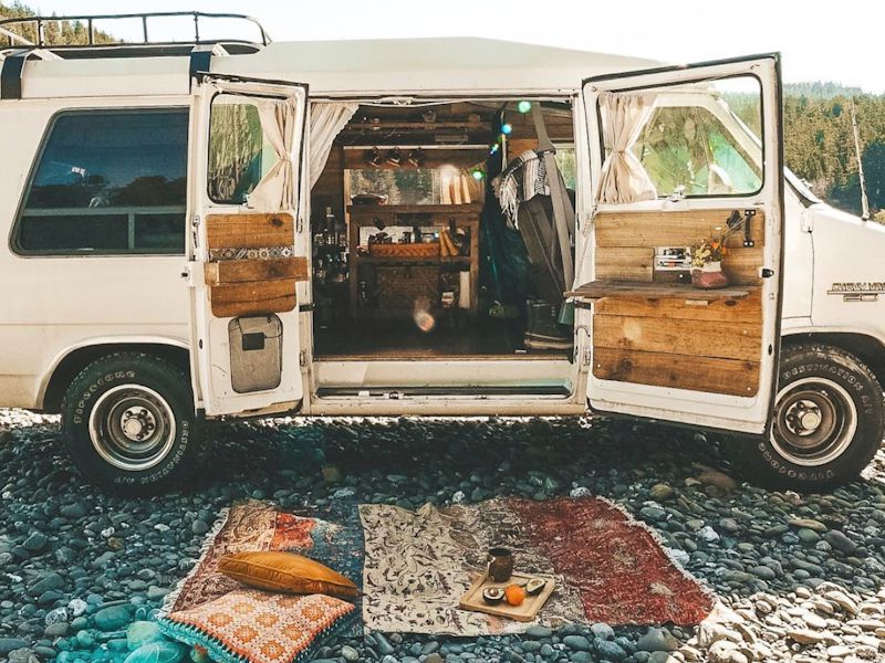 19 Van Conversion Ideas to Maximize Space