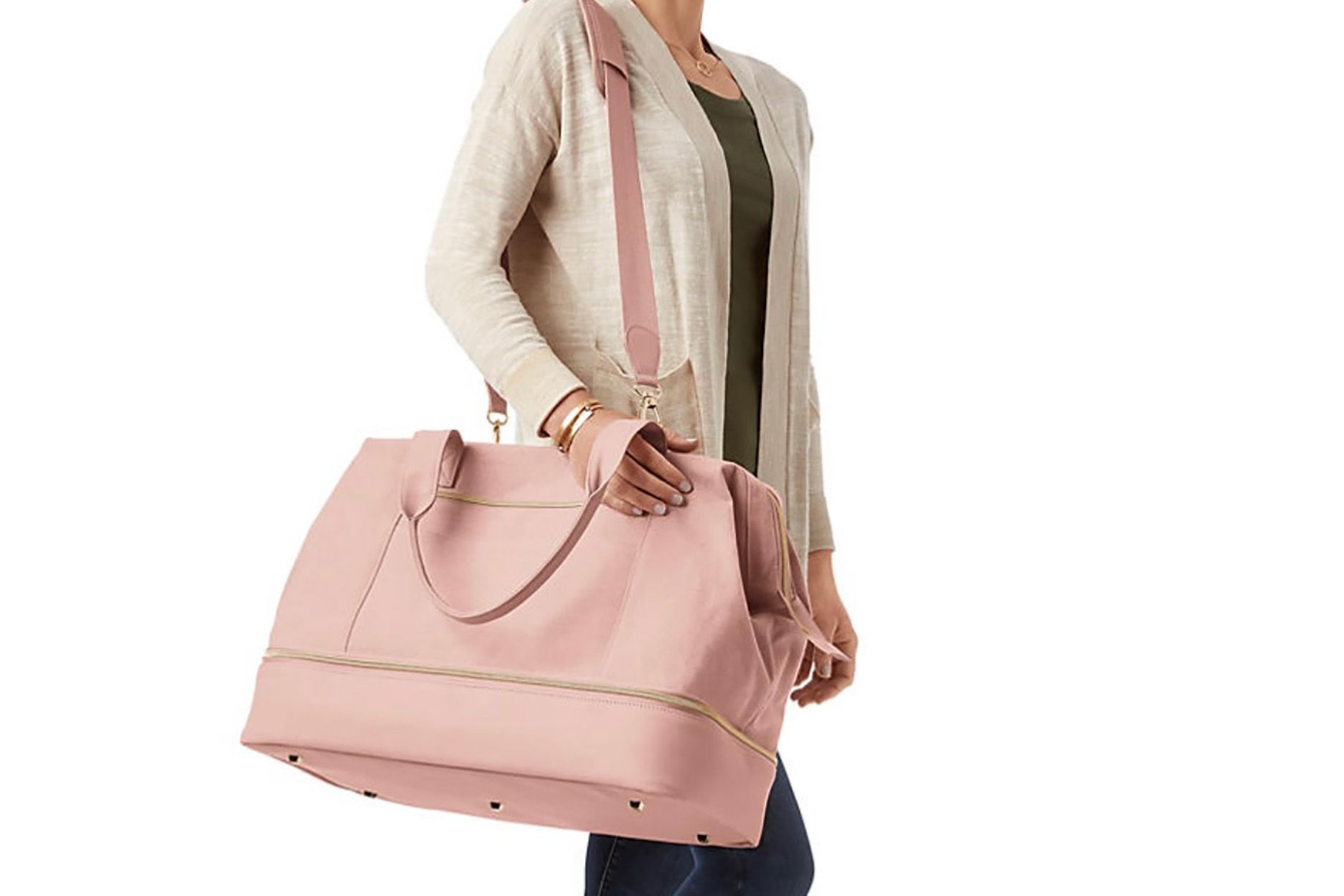 This Trending Sam’s Club Bag Is Nearly Identical to the Béis Weekender