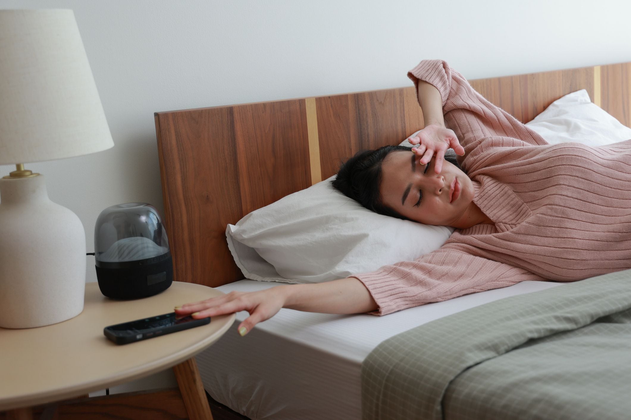 10 Things to Avoid Doing When You First Wake Up