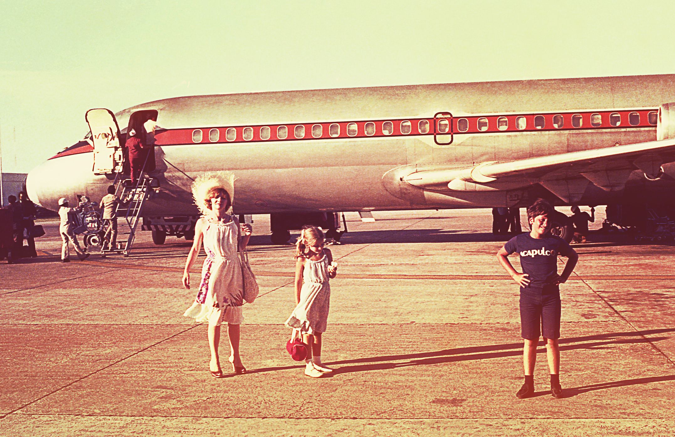 9 Vintage Airline Perks We Miss