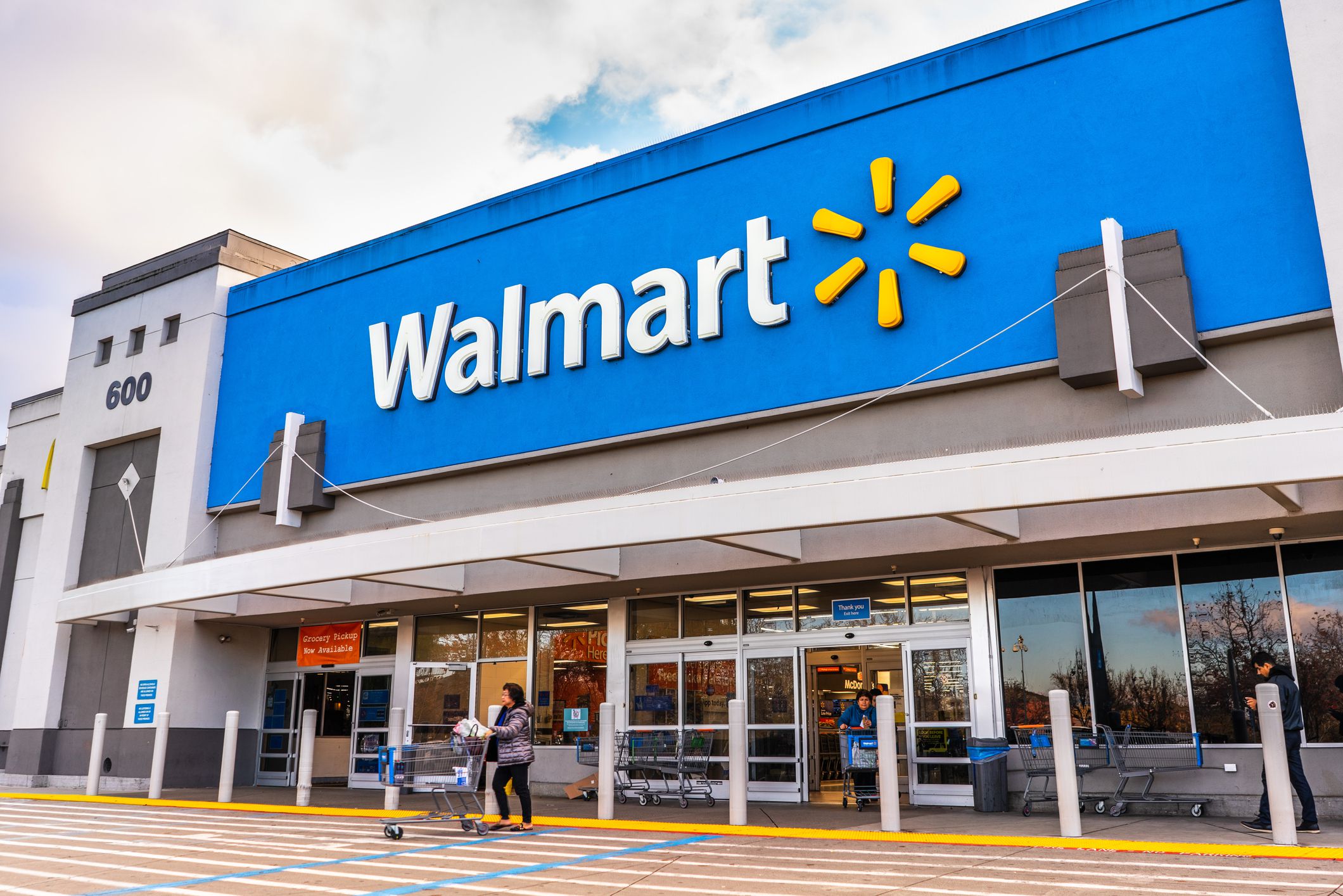 I Went to Walmart for the First Time — Here are My Thoughts