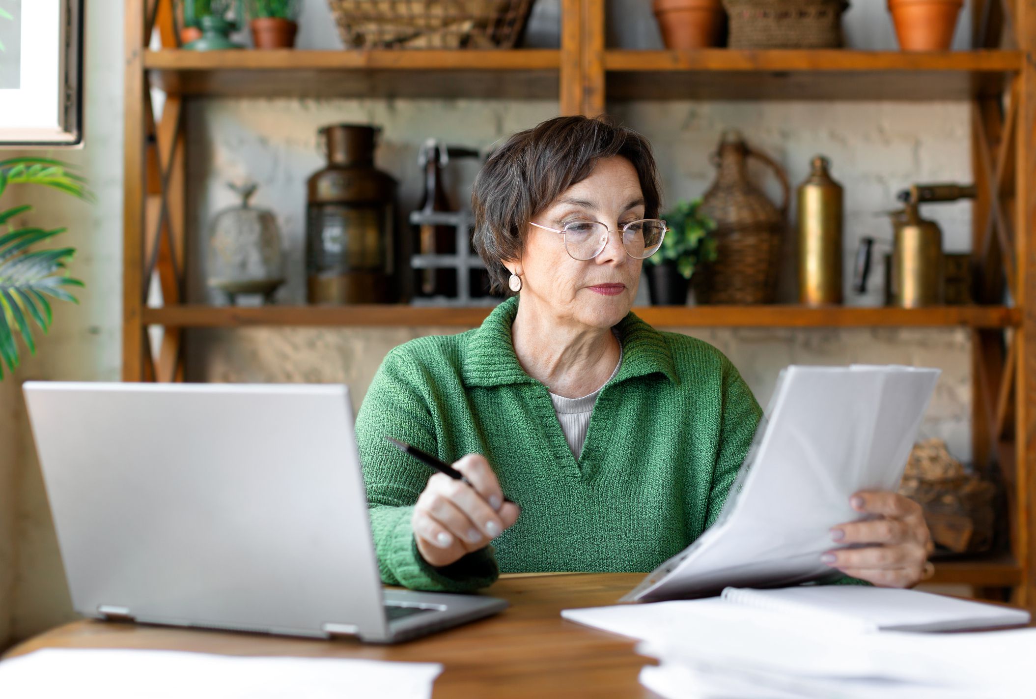 10 Best Part-Time Jobs for Seniors That Pay Well