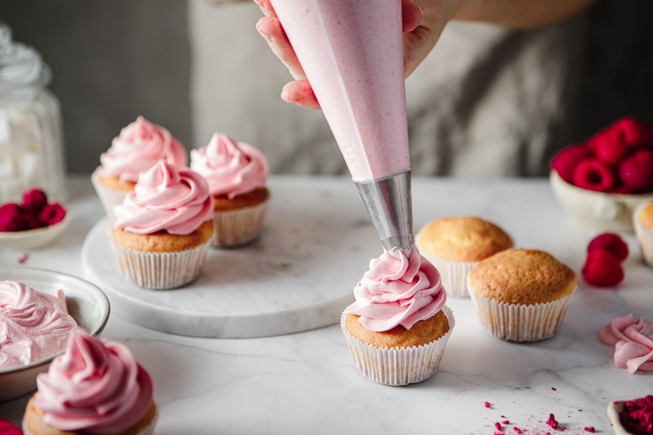 10 Ways To Make Store-Bought Frosting Better - Cheapism