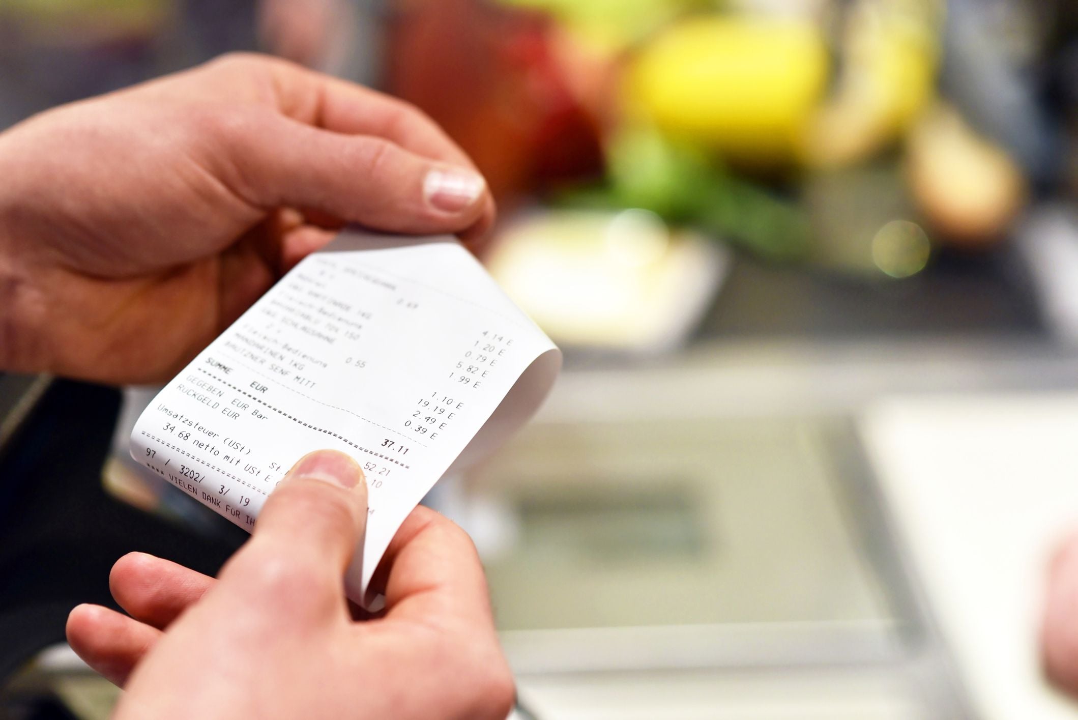 7 Common Money Wasters Americans Should Avoid