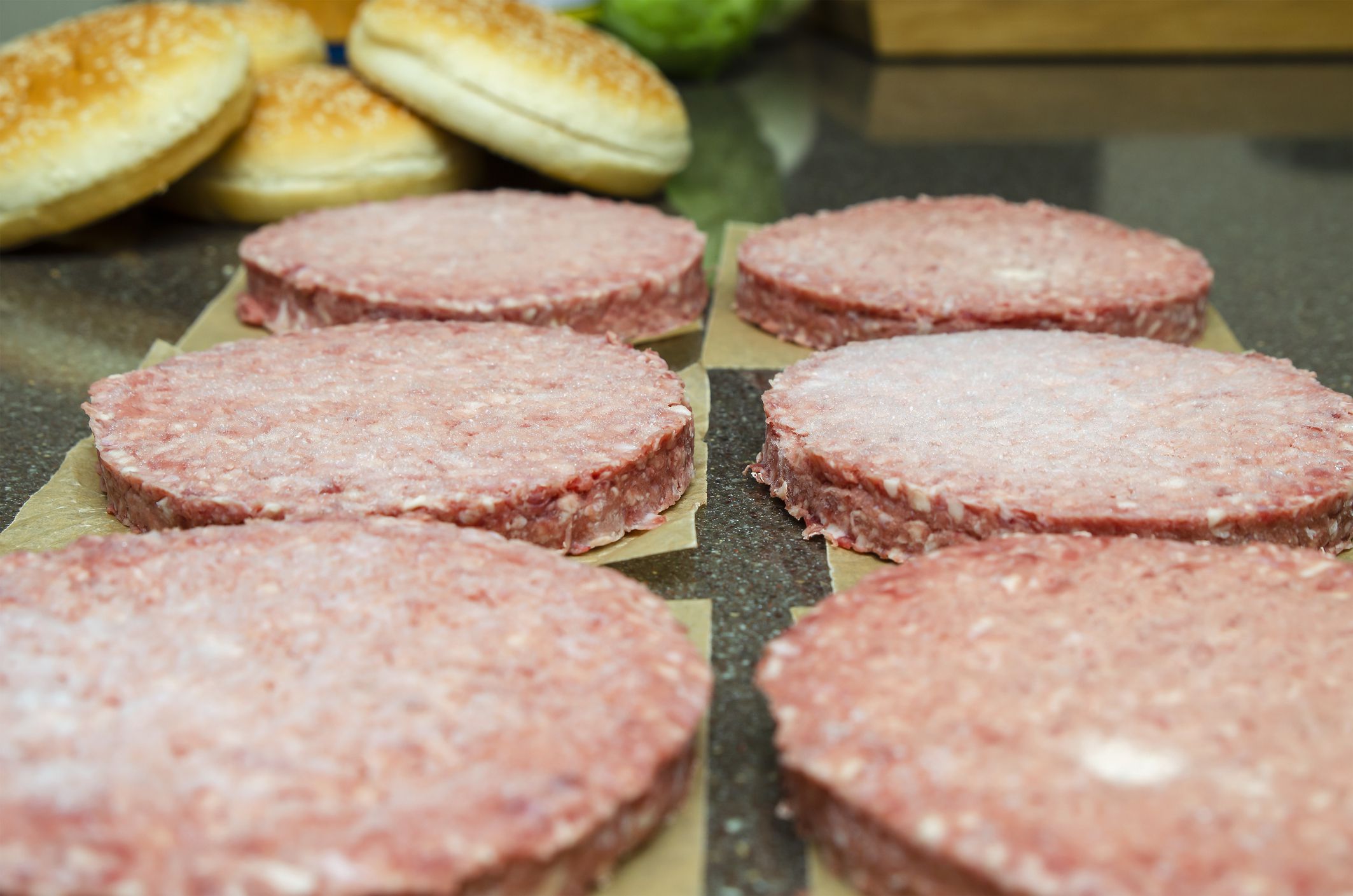 7 Fast-Food Restaurants That Use Frozen Beef