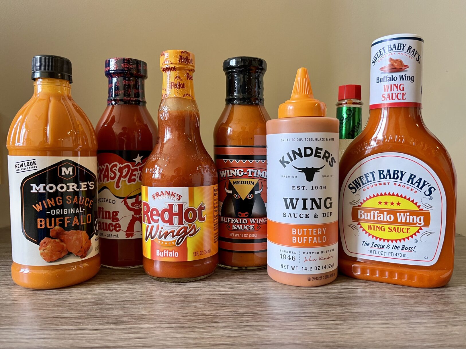 7 of the Best Buffalo Wing Sauces, Ranked