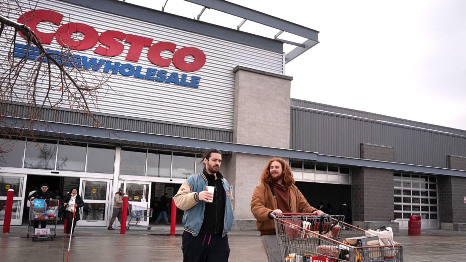 Costco CEO Ron Vachris Loves the Costco Hot Dog