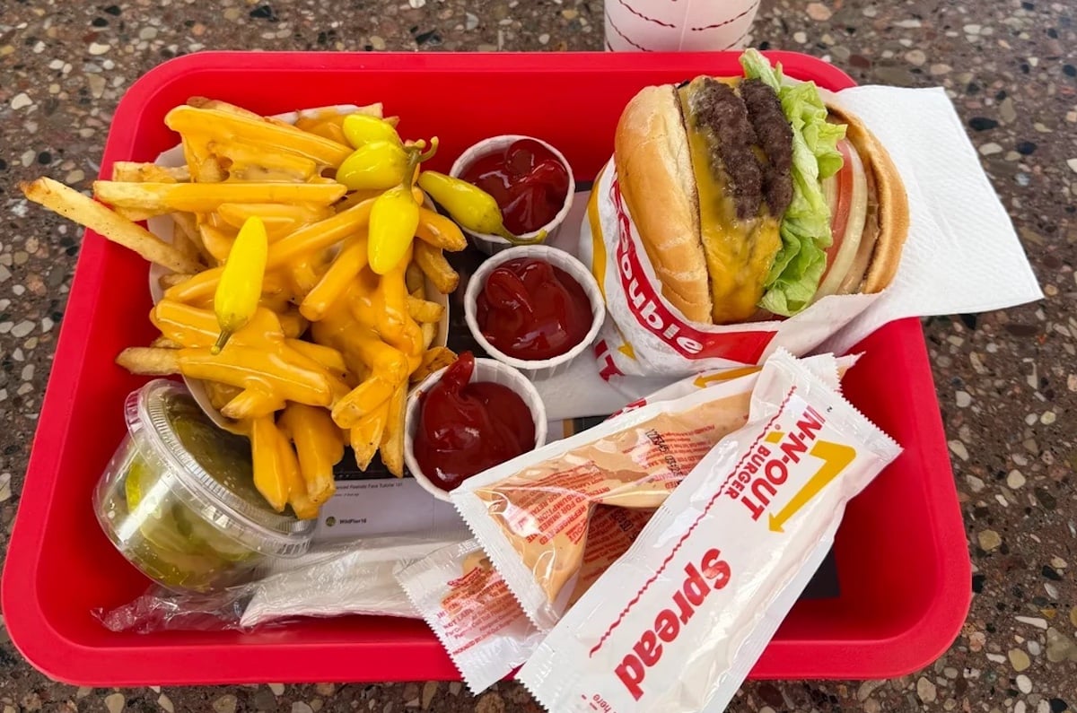 Best West Coast Fast-Food Chains That Started It All